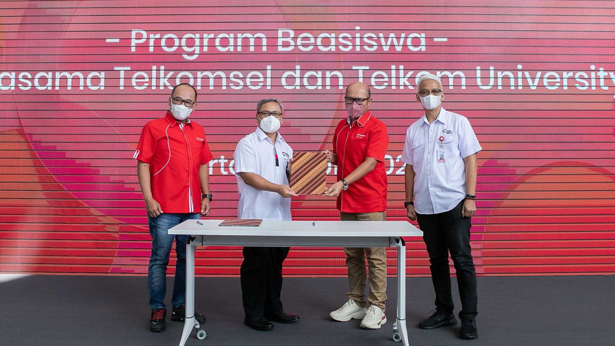 Telkomsel - Telkom University Tawarkan Beasiswa untuk Jaring Talenta ...