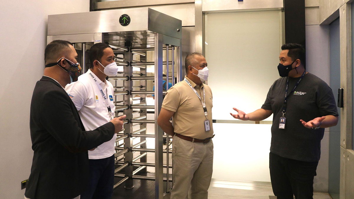 EDGE DC Menggeser Paradigma dengan Data Center Berkelanjutan di ...