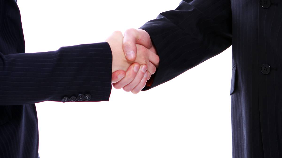 Sah, XL Axiata dan Smartfren Merger jadi XLSmart - CANGGIH ID