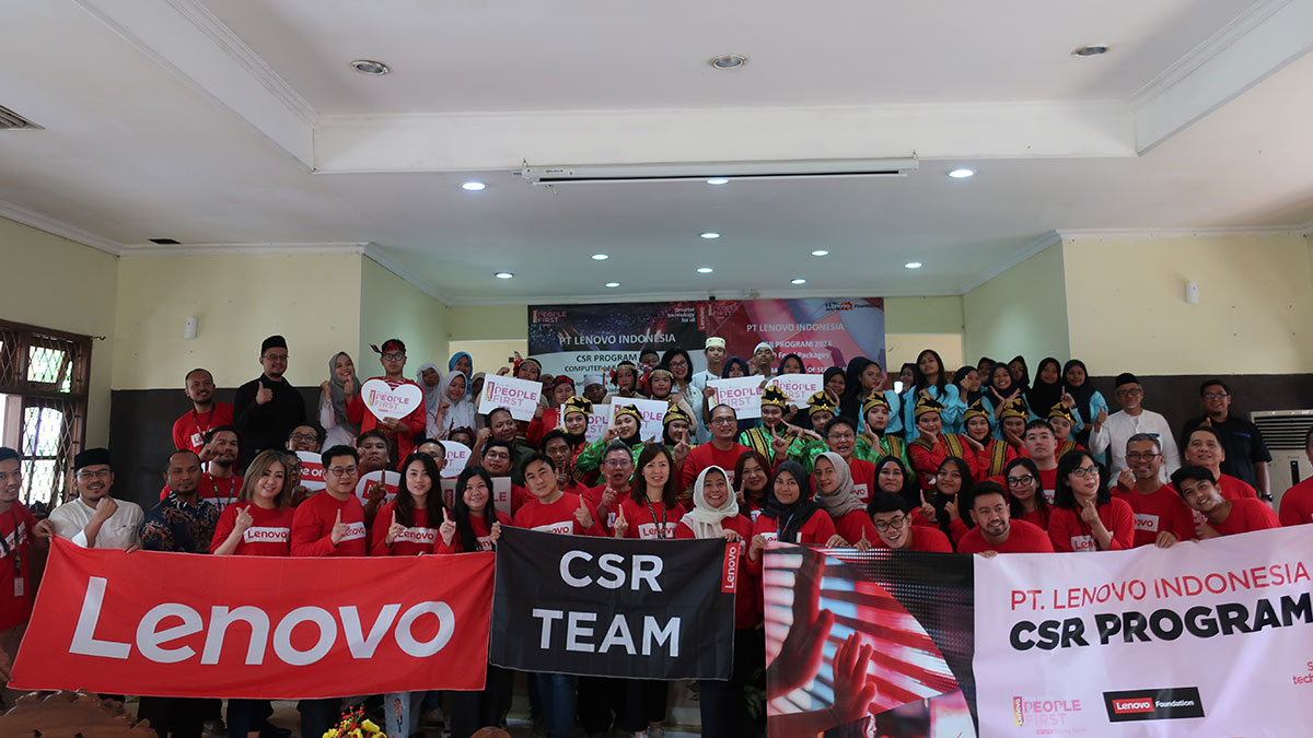 Lenovo Indonesia Komitmen Sosial, Donasi Laptop dan Sembako untuk ...